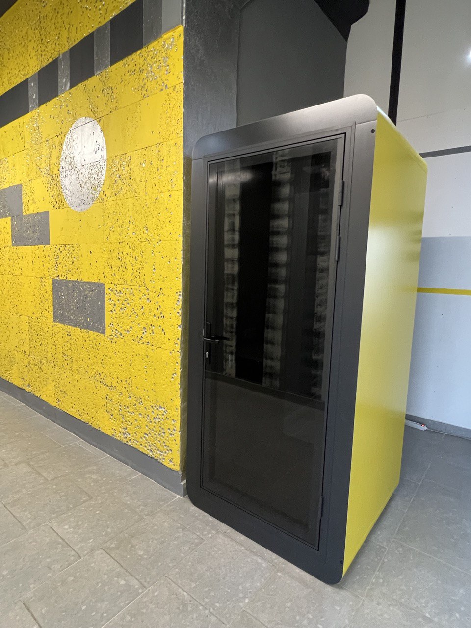 Projects of UALCOM | Acoustic cabine in BC "XSpace" | ualcom.ua